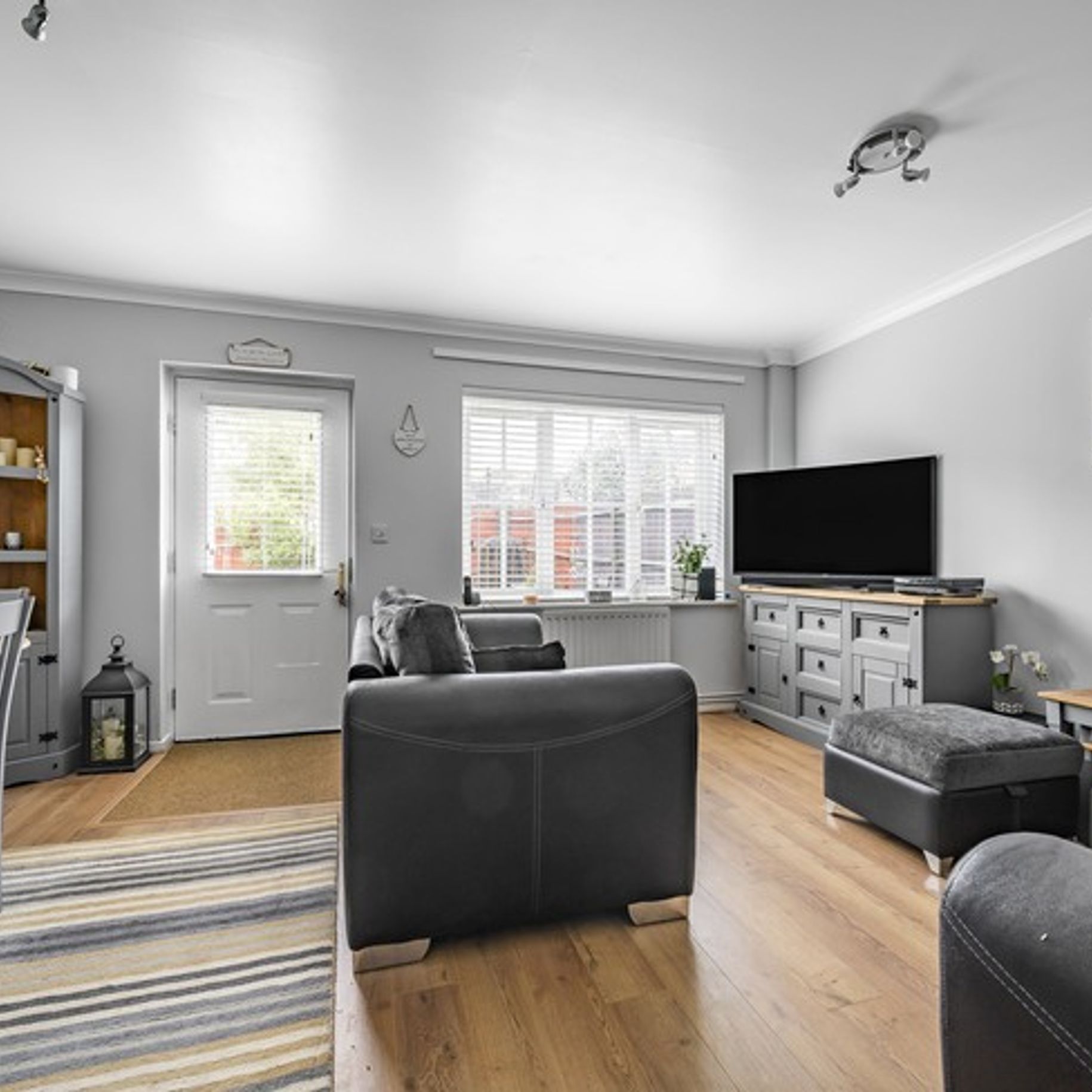 GU51 1JU – 3 bedroom house in Fleet – Share to Buy